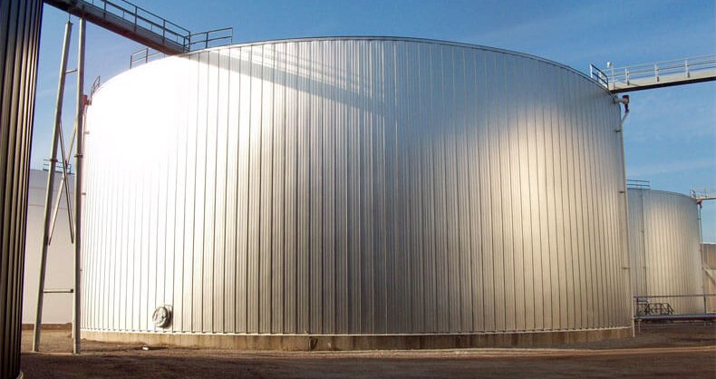 Storage Tank Insulation Systems - Vertical Standing Seam | Insultherm